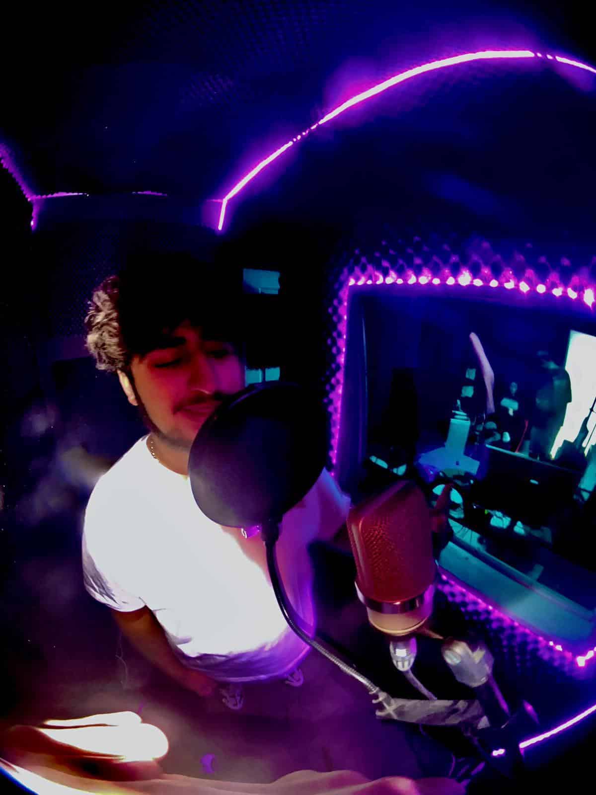 16Cook sort son projet « 16World » des fourneaux - CULTURAP