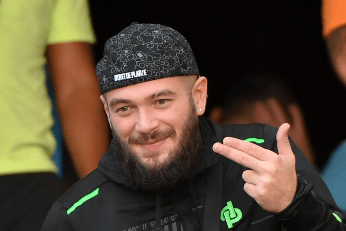 Jul écoule les billets pour Stade de France et Vélodrome